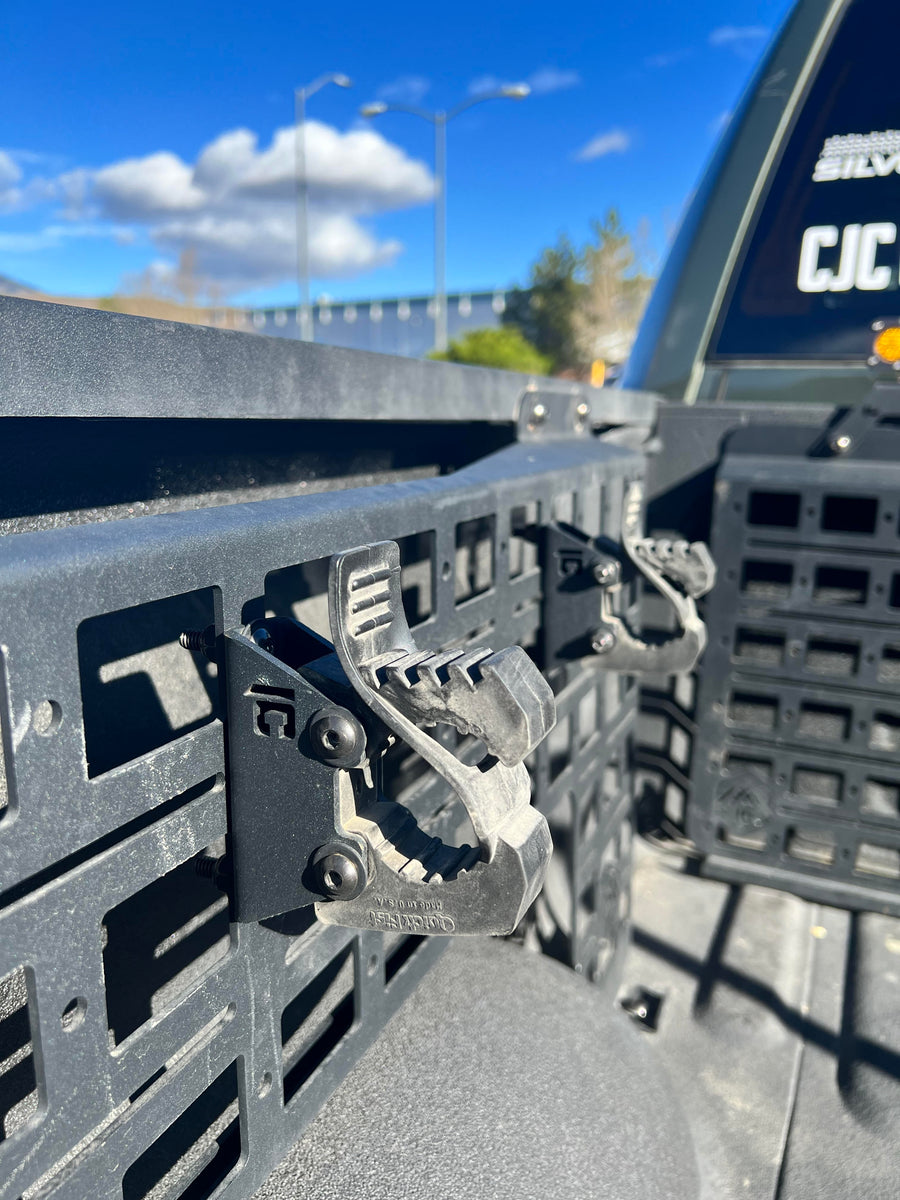 Quick fist riser (pair) – Icky Concepts